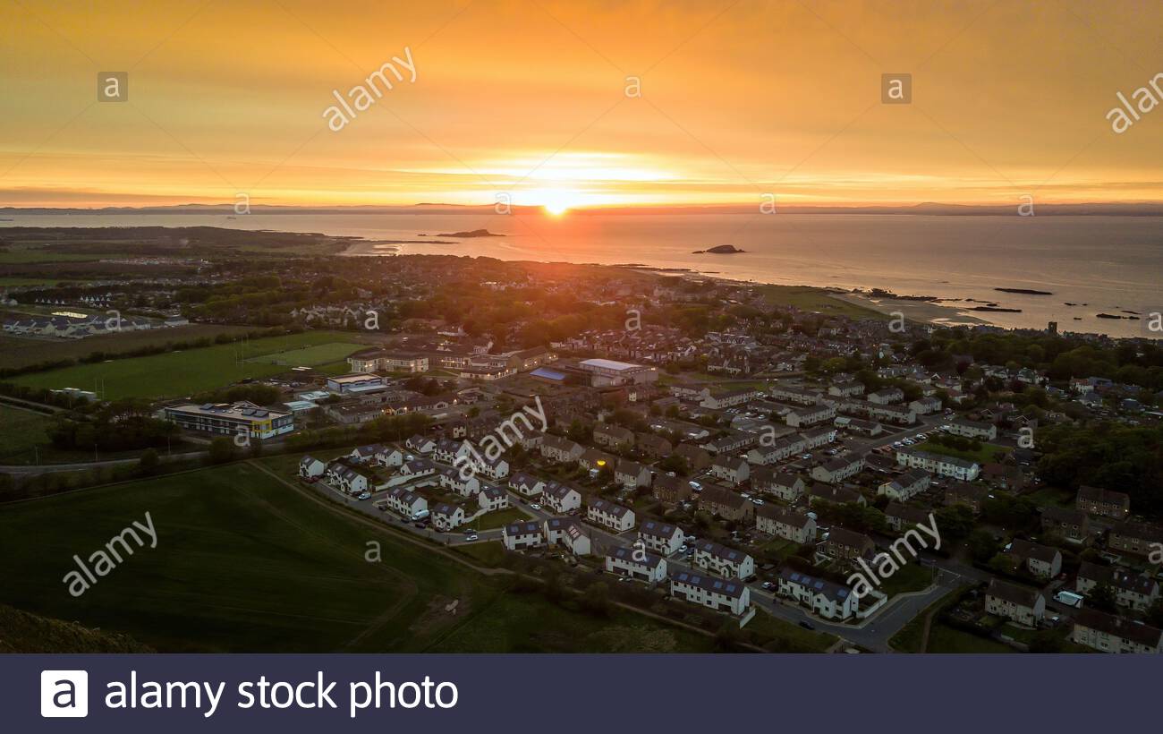 West Bay Beach North Berwick High Resolution Stock Photography and ...