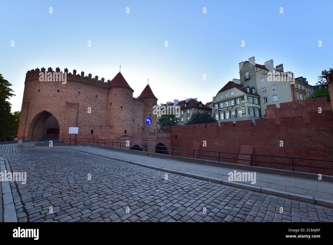 Warsaw medieval wall hi-res stock photography and images - Alamy