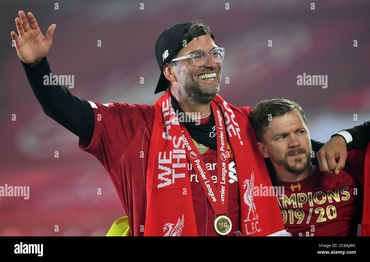 Trophy presentation anfield stadium hi-res stock photography and images ...