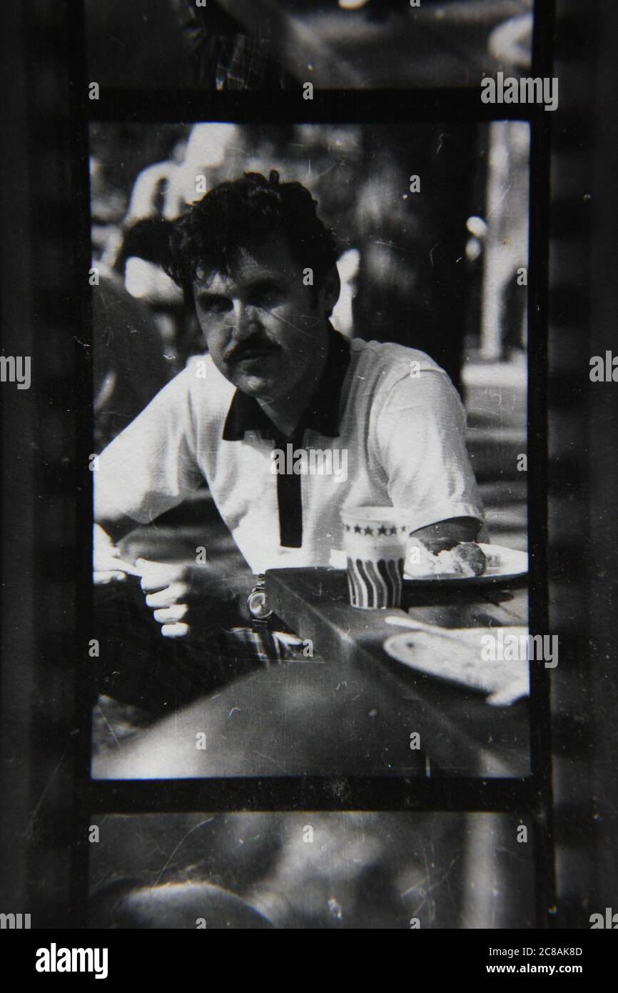 1970s eating outdoors hi-res stock photography and images - Alamy