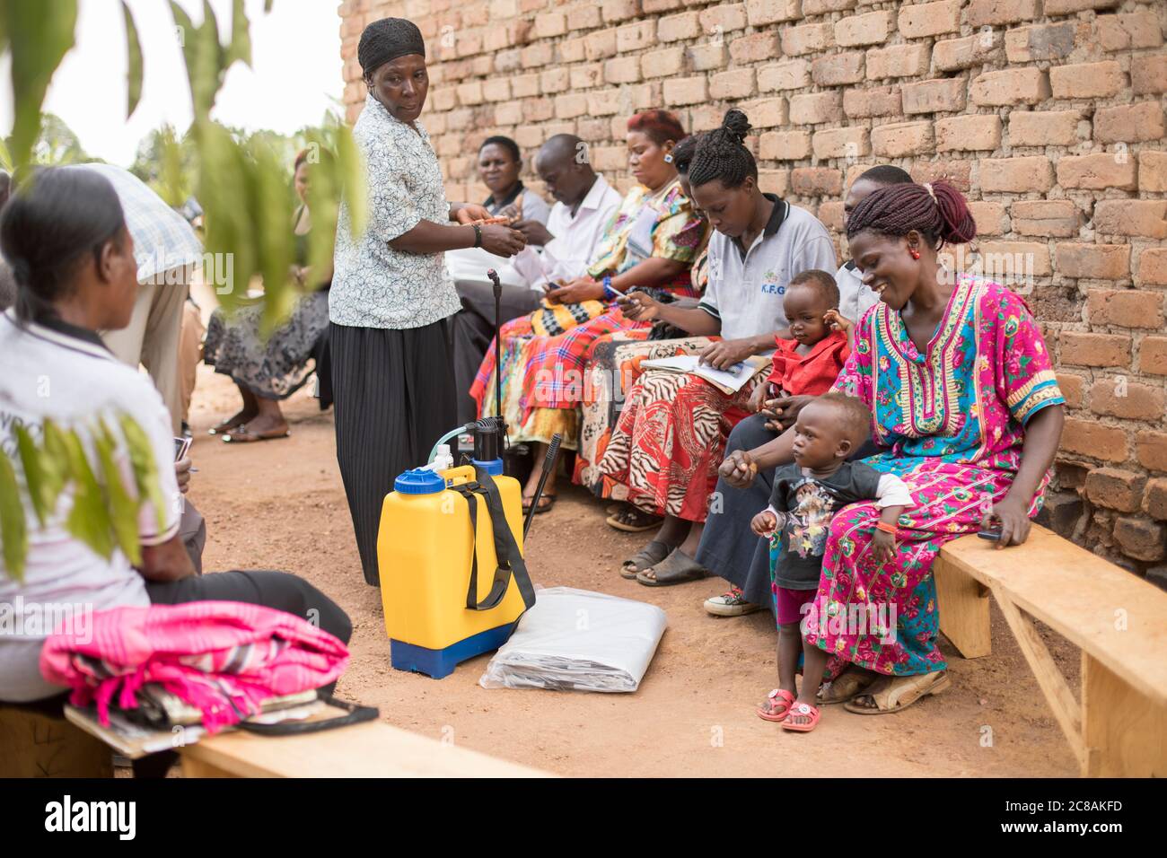 Village_community hi-res stock photography and images - Alamy