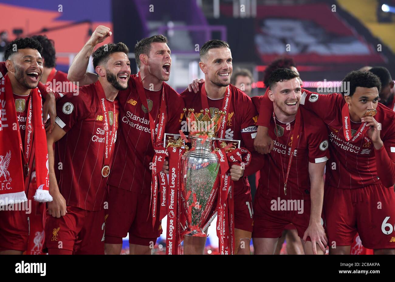 Robertson liverpool trophy hi-res stock photography and images - Alamy