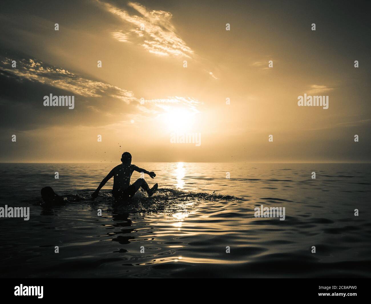 Teenagers beach sun hi-res stock photography and images - Alamy