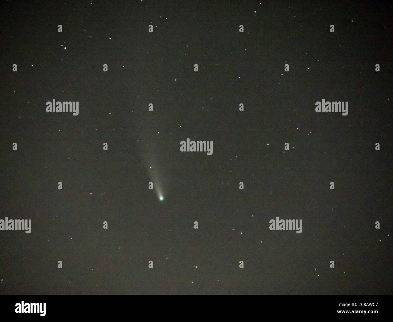 Leysdown, Kent, UK. 22nd July, 2020. Comet Neowise seen in the evening ...