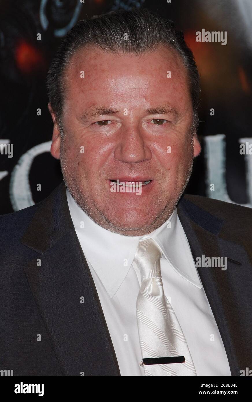 Ray Winstone at the Los Angeles Premiere of "Beowulf" held at the Mann ...