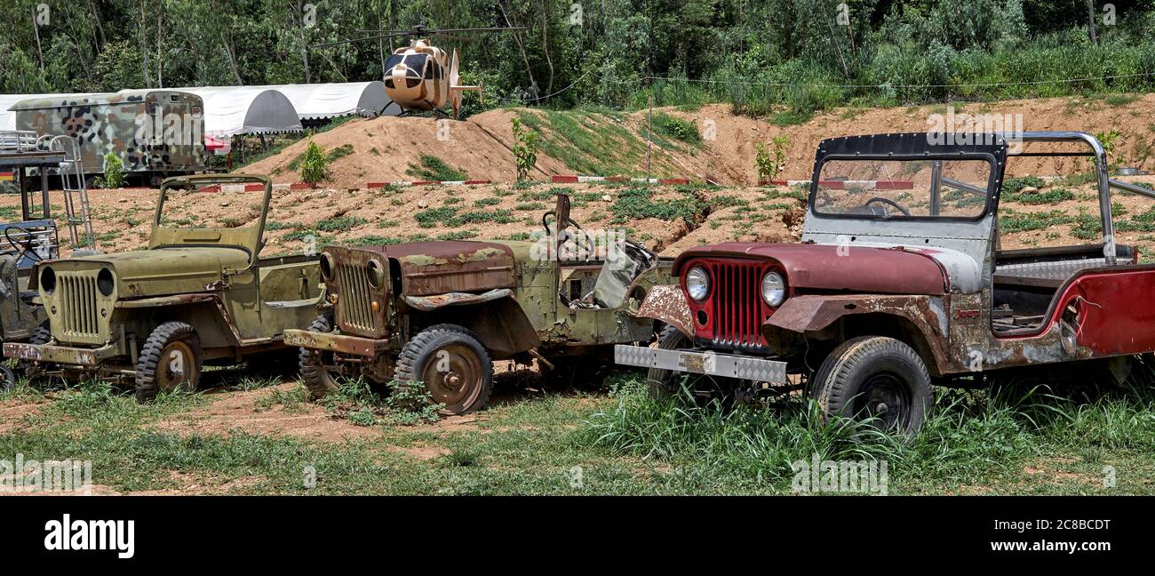 World war 11 jeep hi-res stock photography and images - Alamy