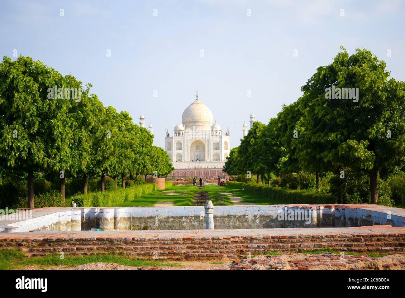 Taj Mahal full view during day time in Agra India, The Taj among 7 ...