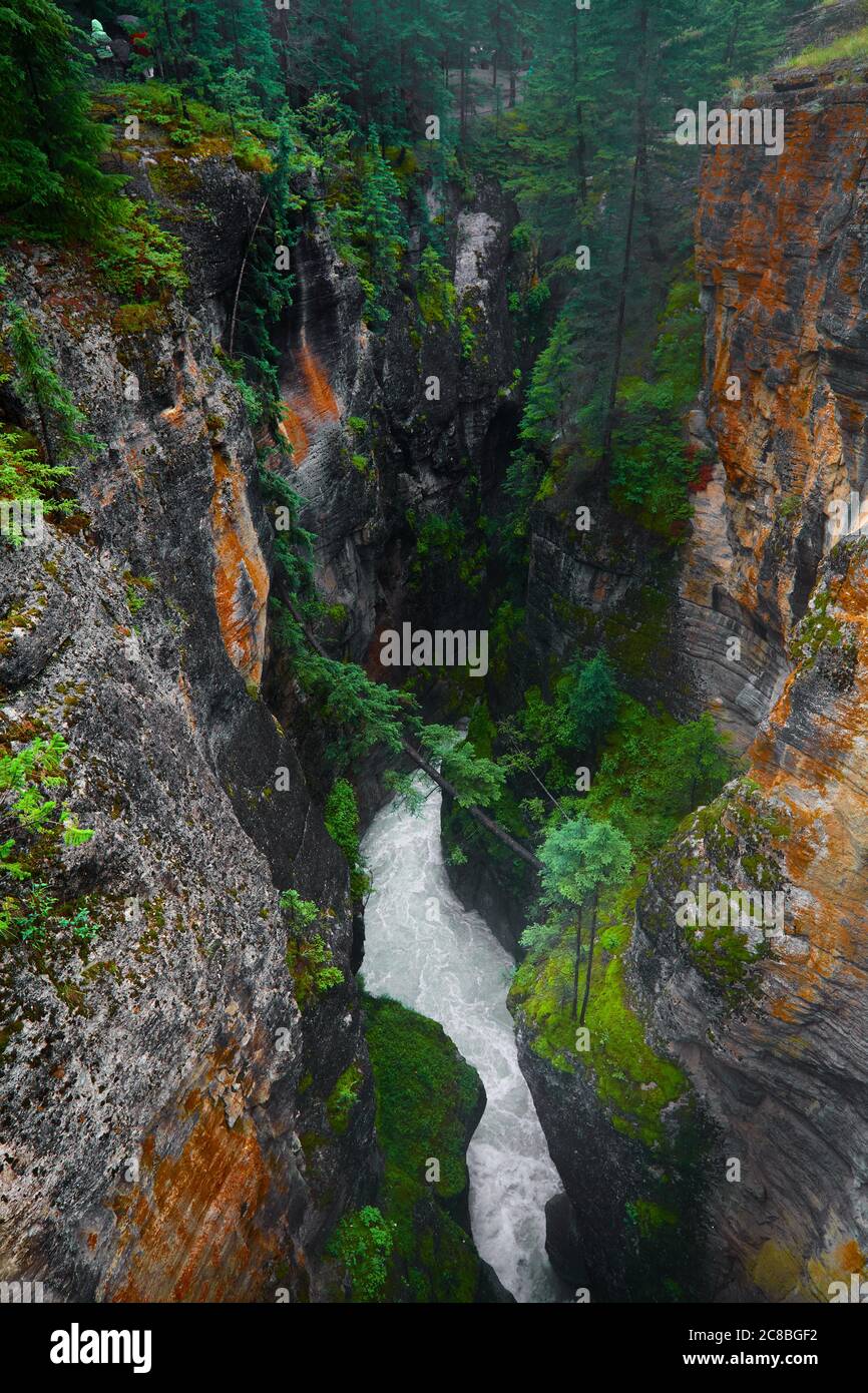 Fast moving river bending hi-res stock photography and images - Alamy