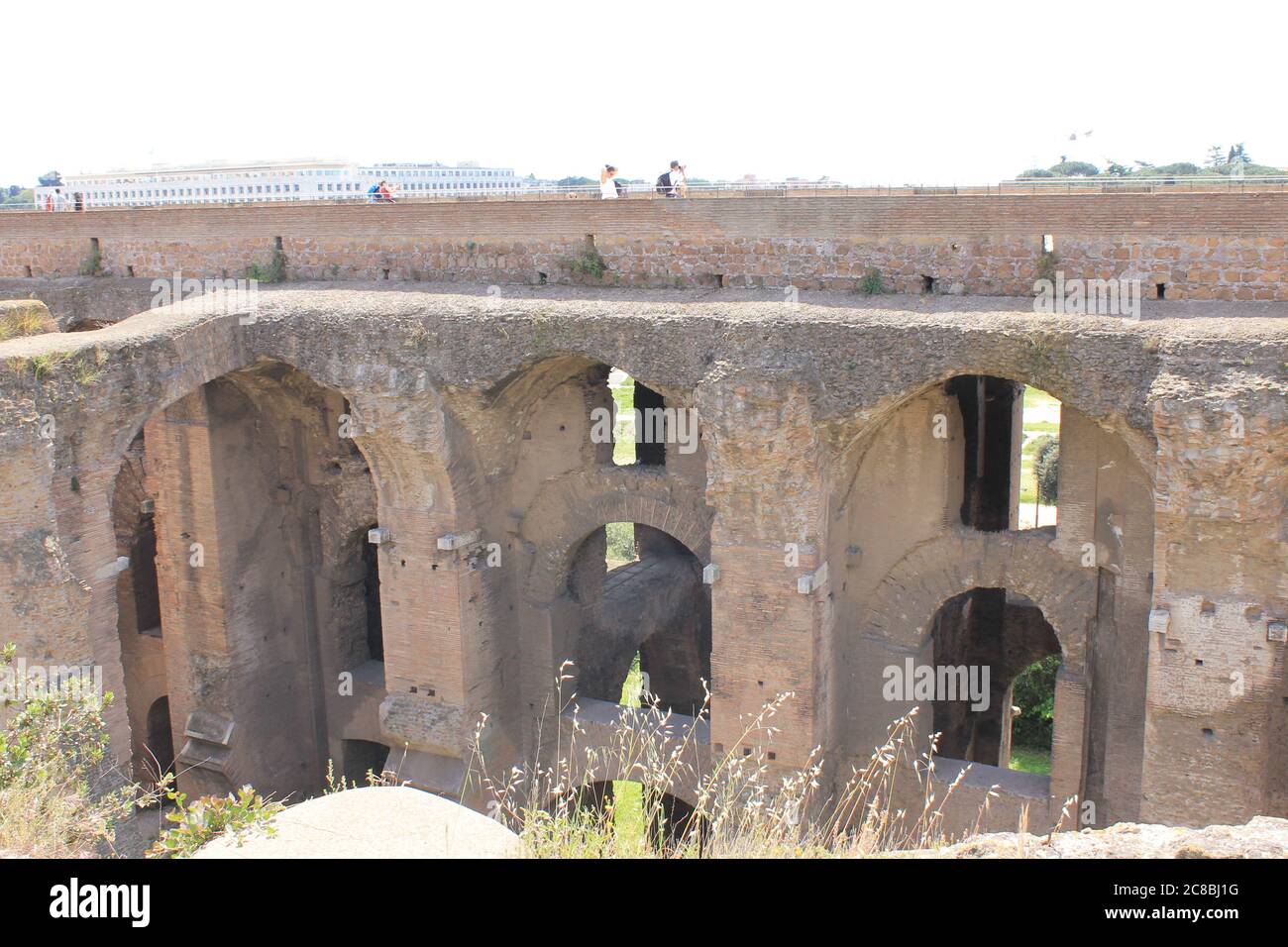 The Roman Forums, a walk in the ancient Roman Forum makes us travel ...