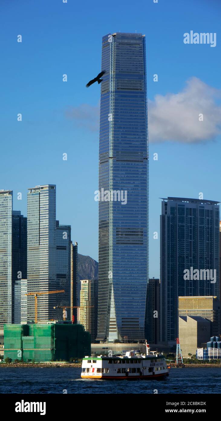 The new Kowloon skyline and Hong Kong's tallest building, The ...