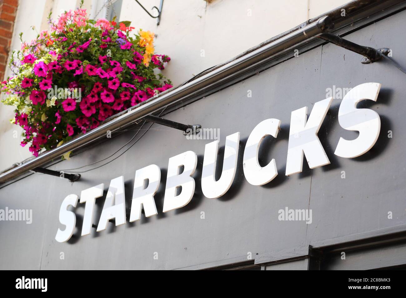 Starbucks hanging sign hi-res stock photography and images - Alamy