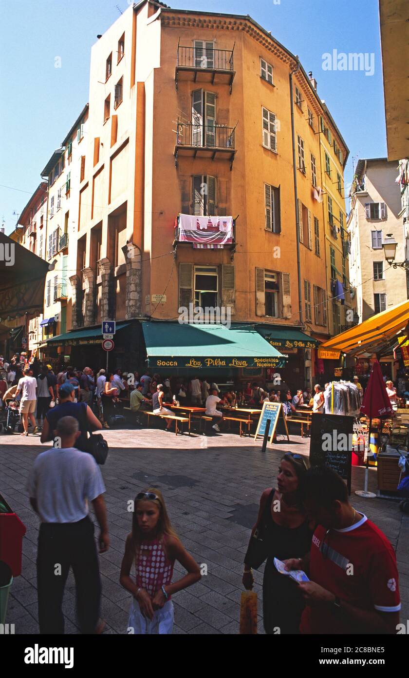 Old quarters of Nice on the French Riviera Stock Photo - Alamy