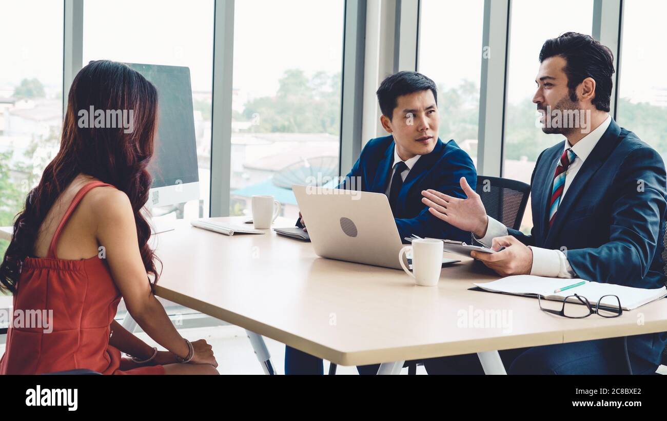 Deal seeker hi-res stock photography and images - Alamy