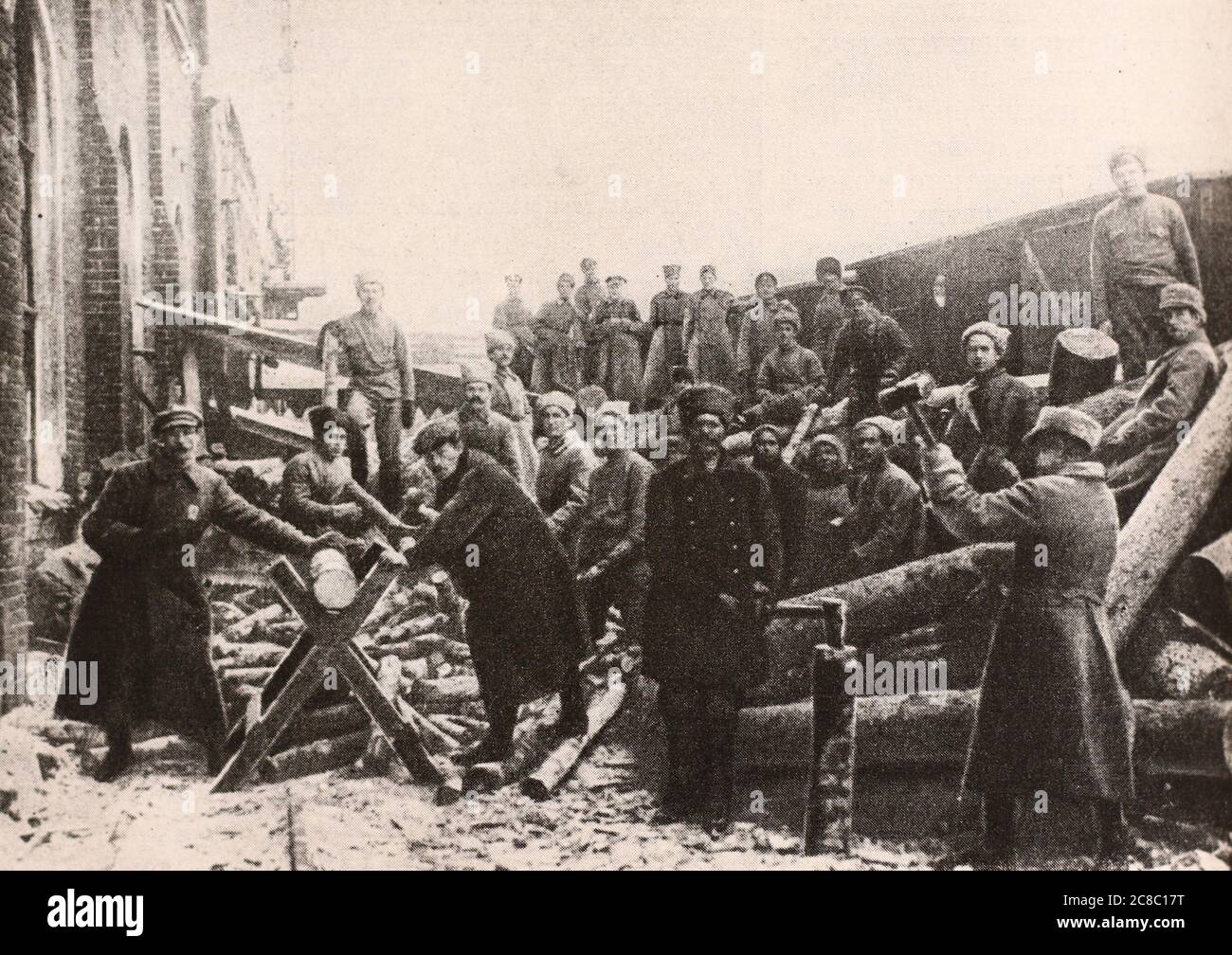 Subbotnik at the Kazansky railway station May 10, 1919 Stock Photo - Alamy