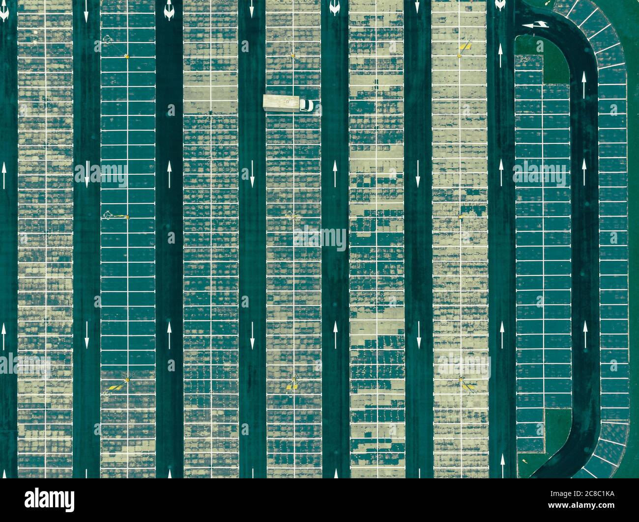 Parallel parking car hi-res stock photography and images - Alamy