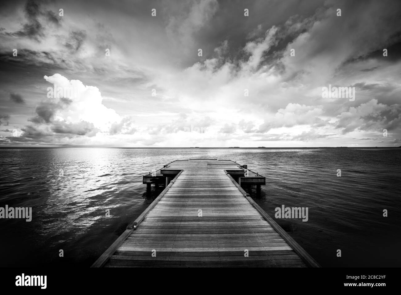 Tropical ocean and endless seascape. Thinking and mediation background ...