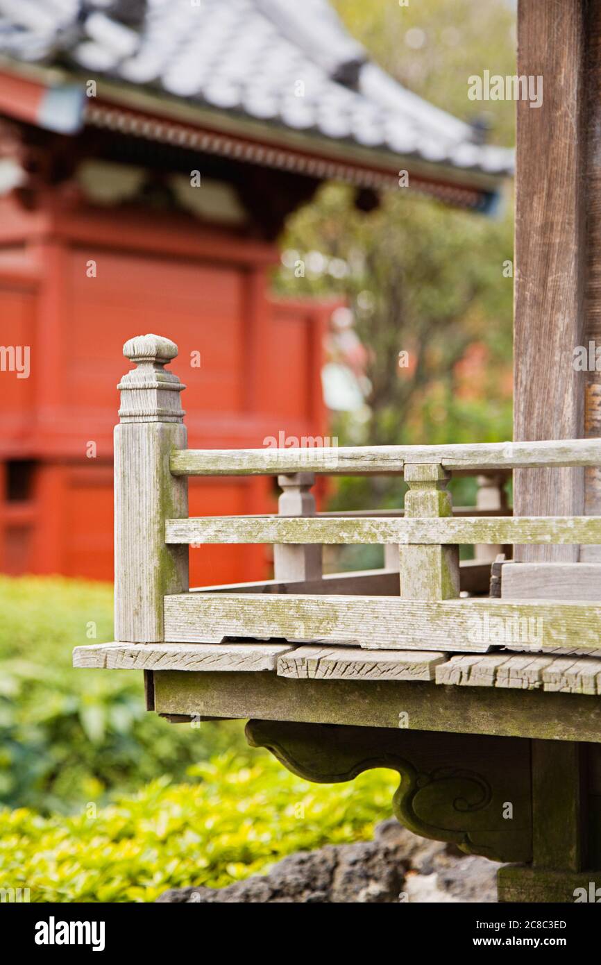 Wood Railing at Senso-ji Temple Stock Photo - Alamy