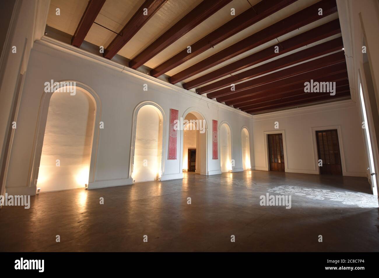 Strand road, kolkata hi-res stock photography and images - Alamy