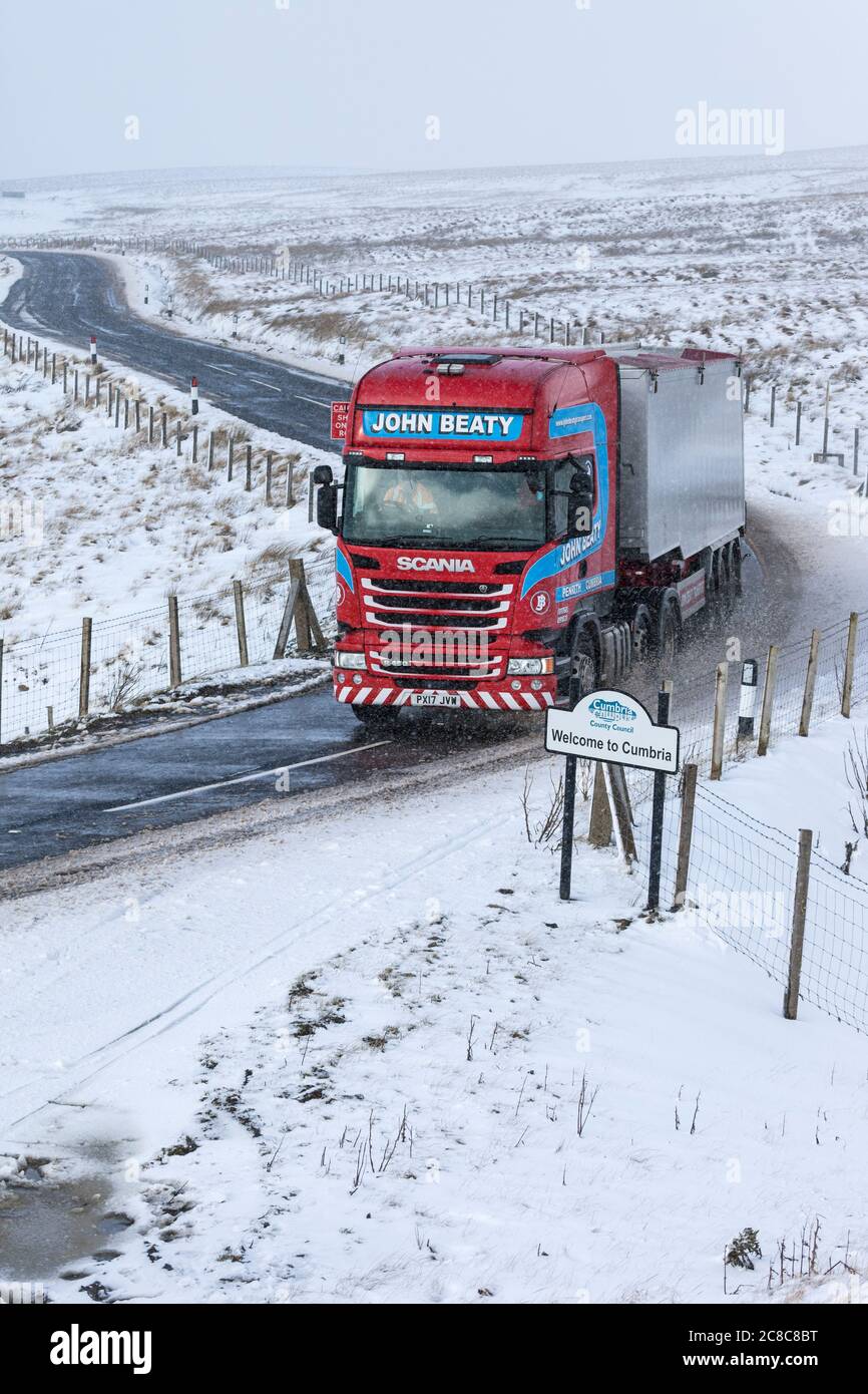 Uk border crossing truck hi-res stock photography and images - Alamy