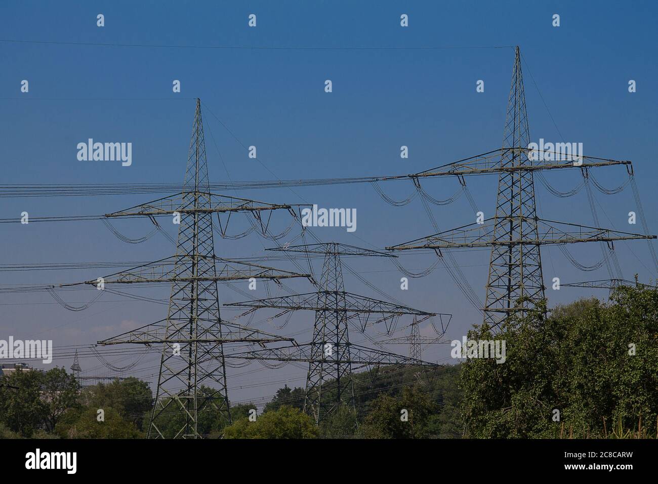 A route with many high-voltage pylons and accordingly many lines, which ...
