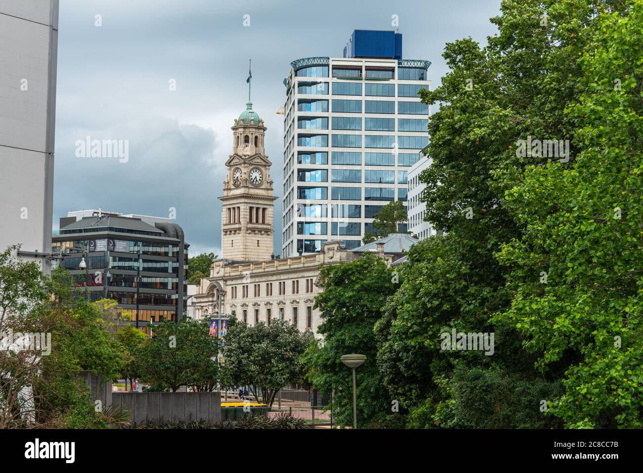 Auckland Town Hall building, and clock tower in Aotea Square, Queen ...