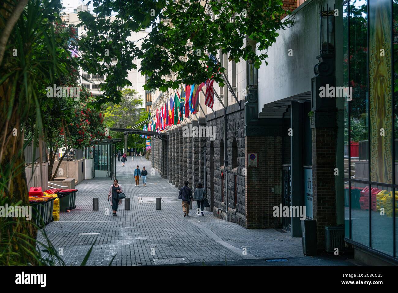 Auckland Town Hall building, and clock tower in Aotea Square, Queen ...