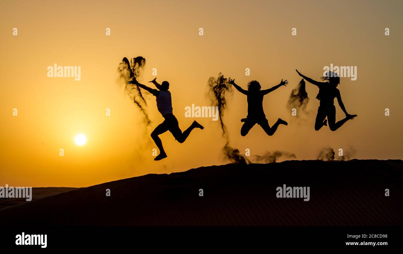 Silhouette sand dune hi-res stock photography and images - Alamy