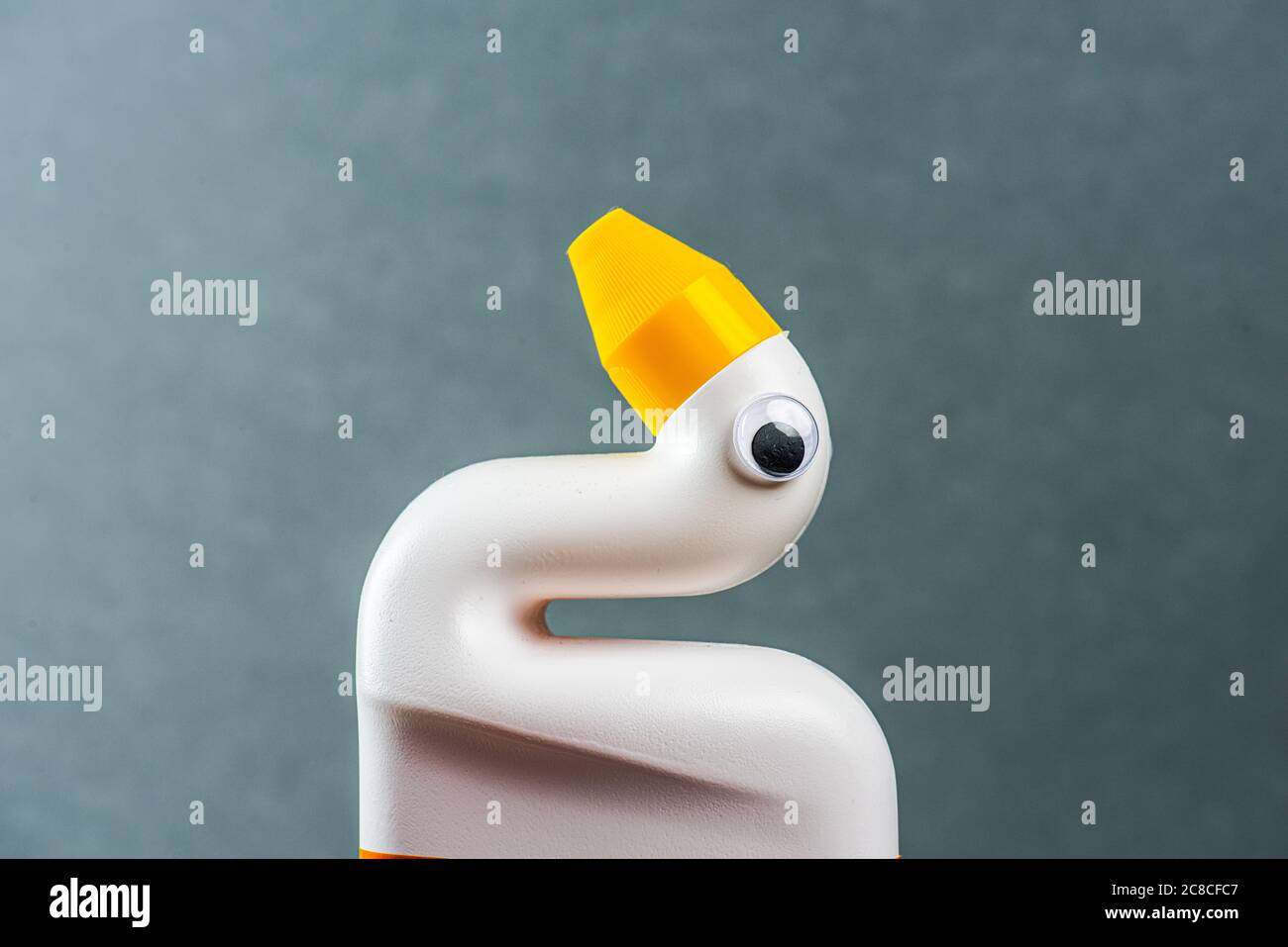Toilet duck hi-res stock photography and images - Alamy