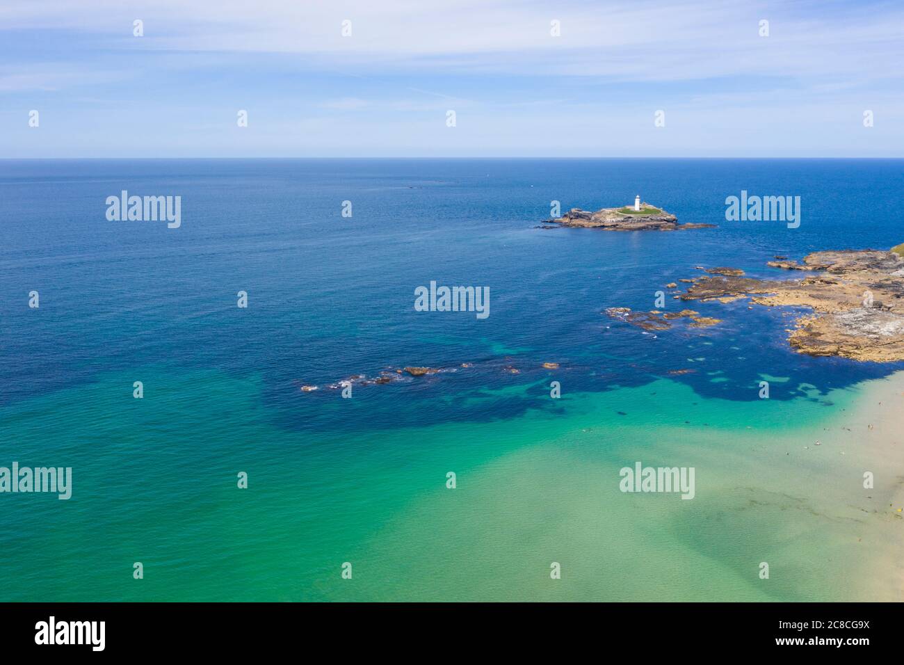 Godrevy lighthouse from hayle beach hi-res stock photography and images ...