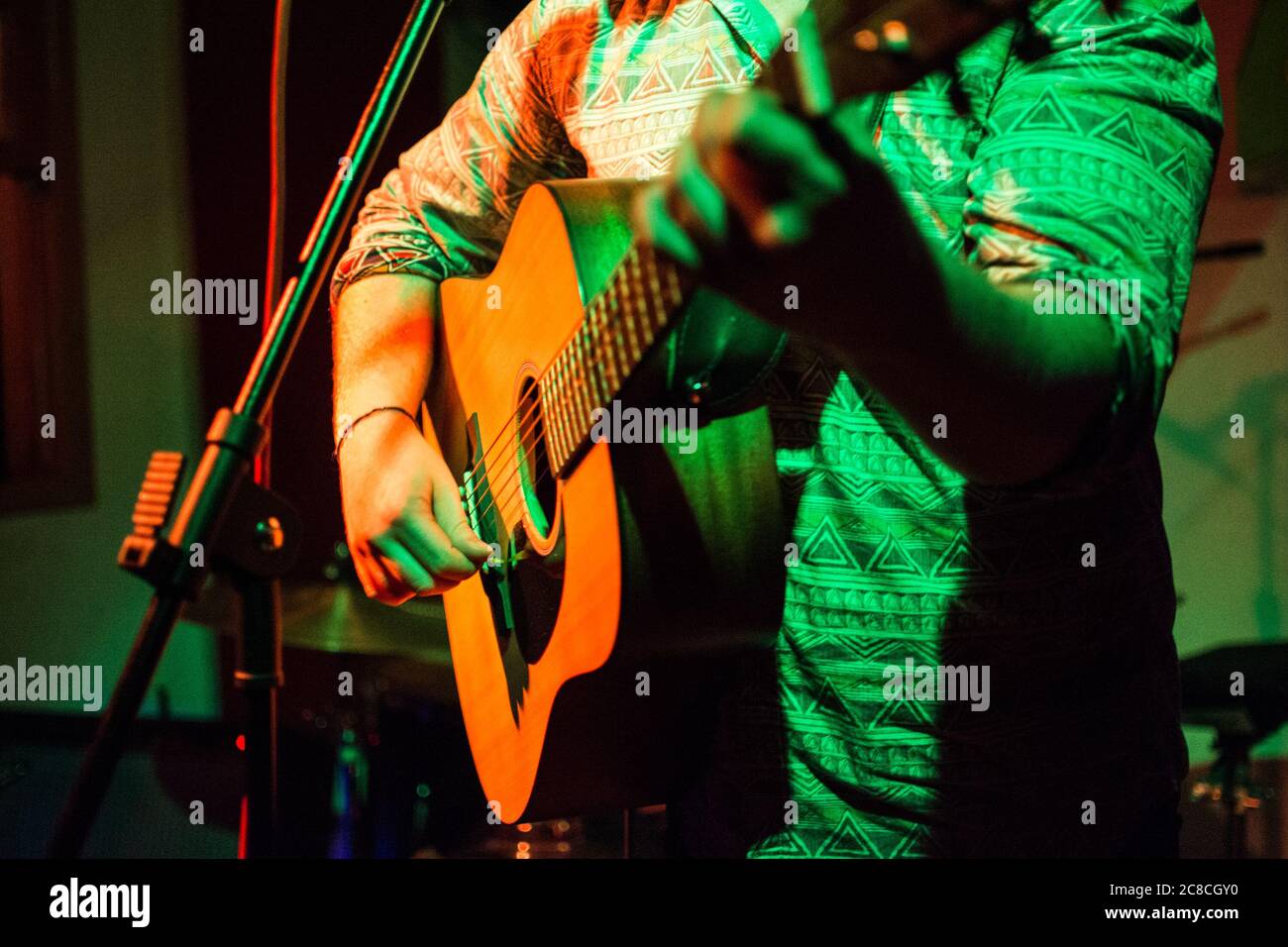 Guitar gig hi-res stock photography and images - Alamy