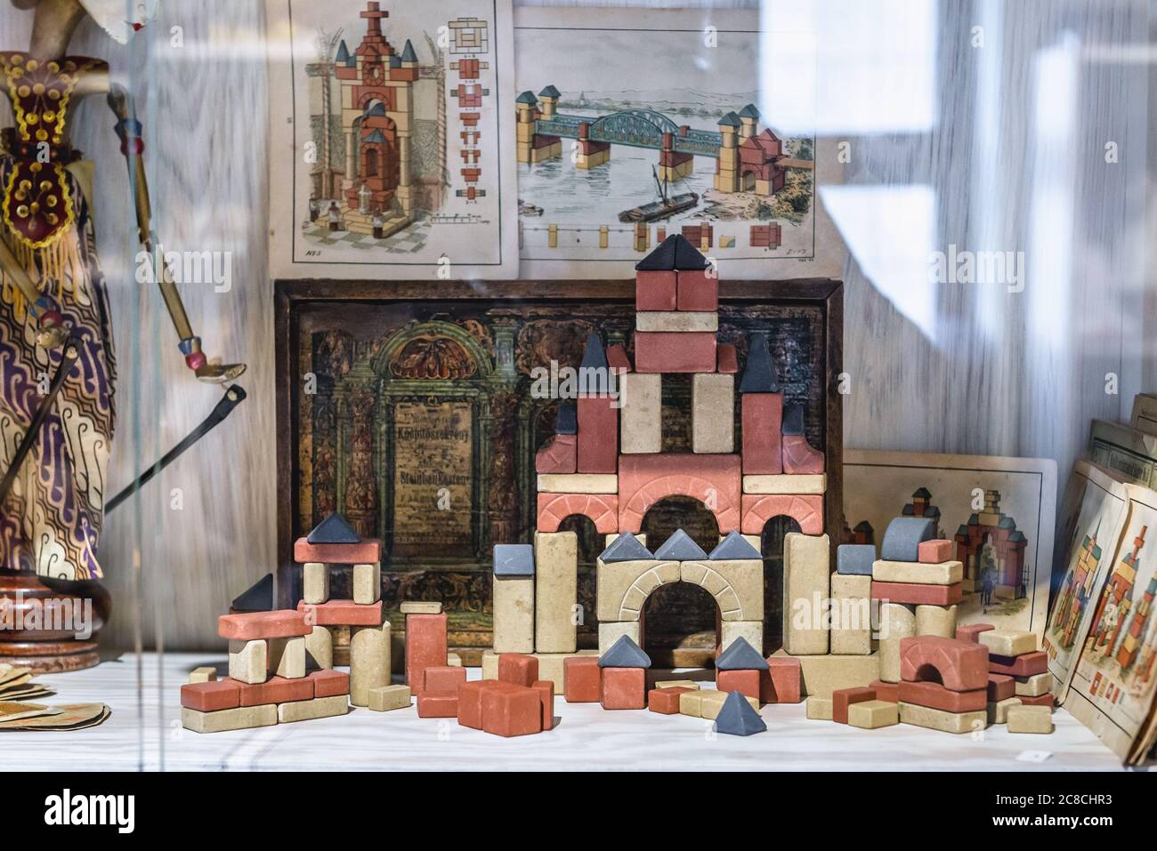 Old fashioned toy blocks hi-res stock photography and images - Alamy