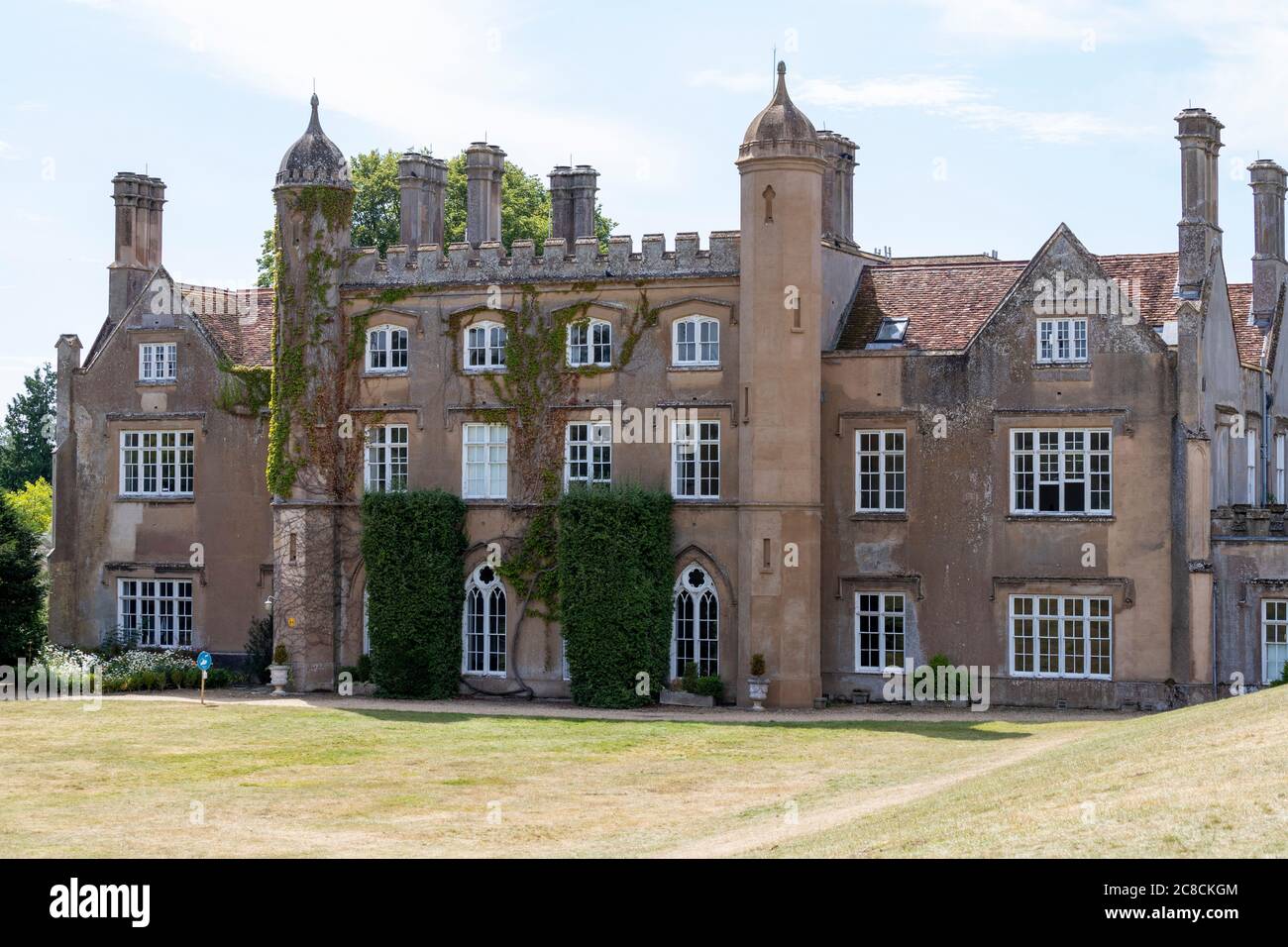 Zoo Hall High Resolution Stock Photography and Images - Alamy