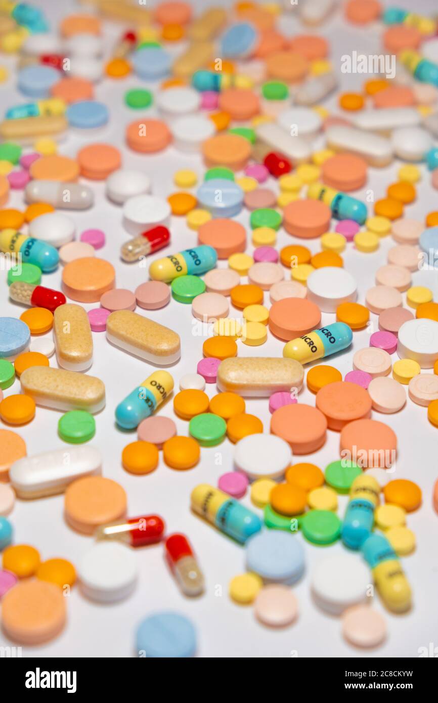 Colorful drugs, vitamins and medicine - capsules, tablets, pills Stock ...