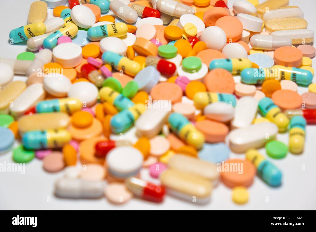 Colorful drugs, vitamins and medicine - capsules, tablets, pills Stock ...