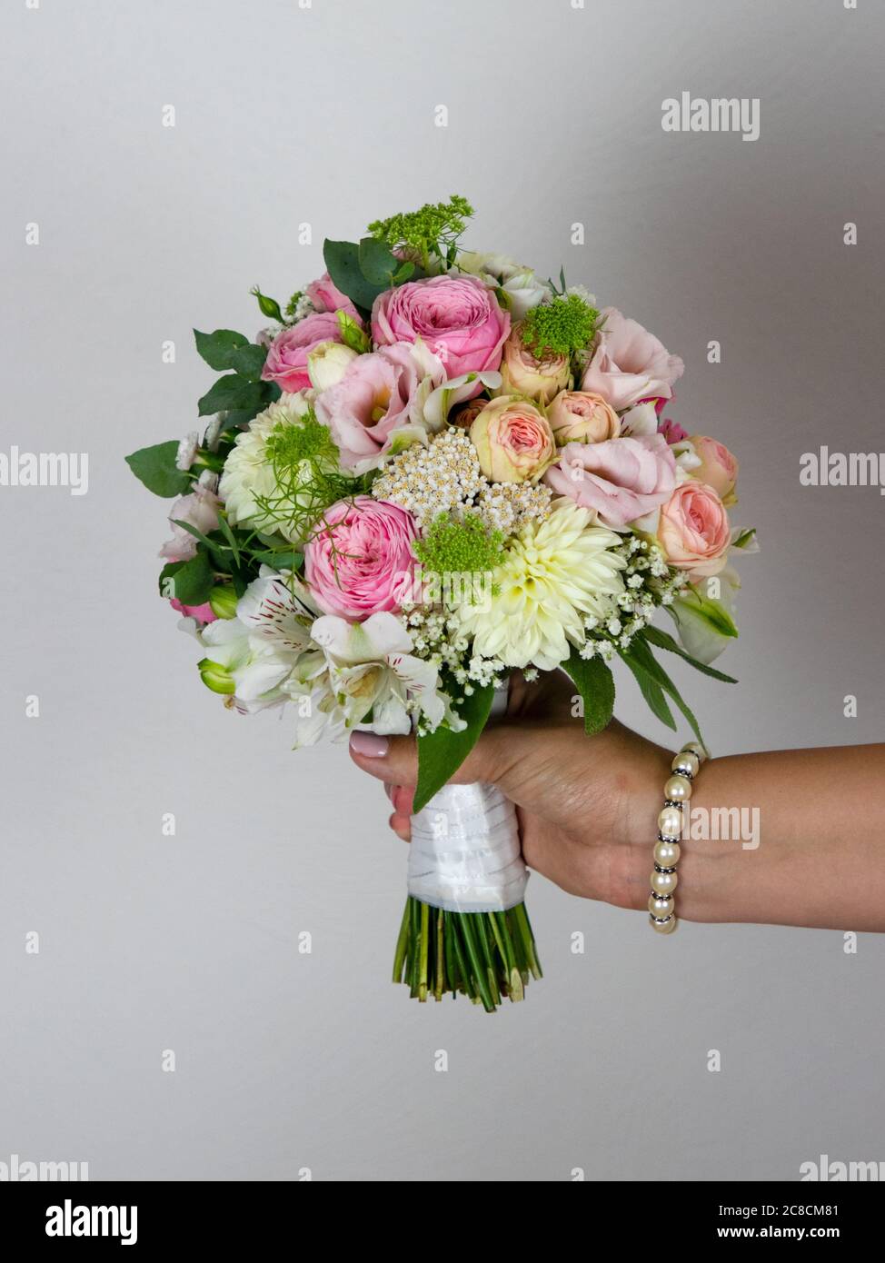 Hand held bouquet hi-res stock photography and images - Alamy