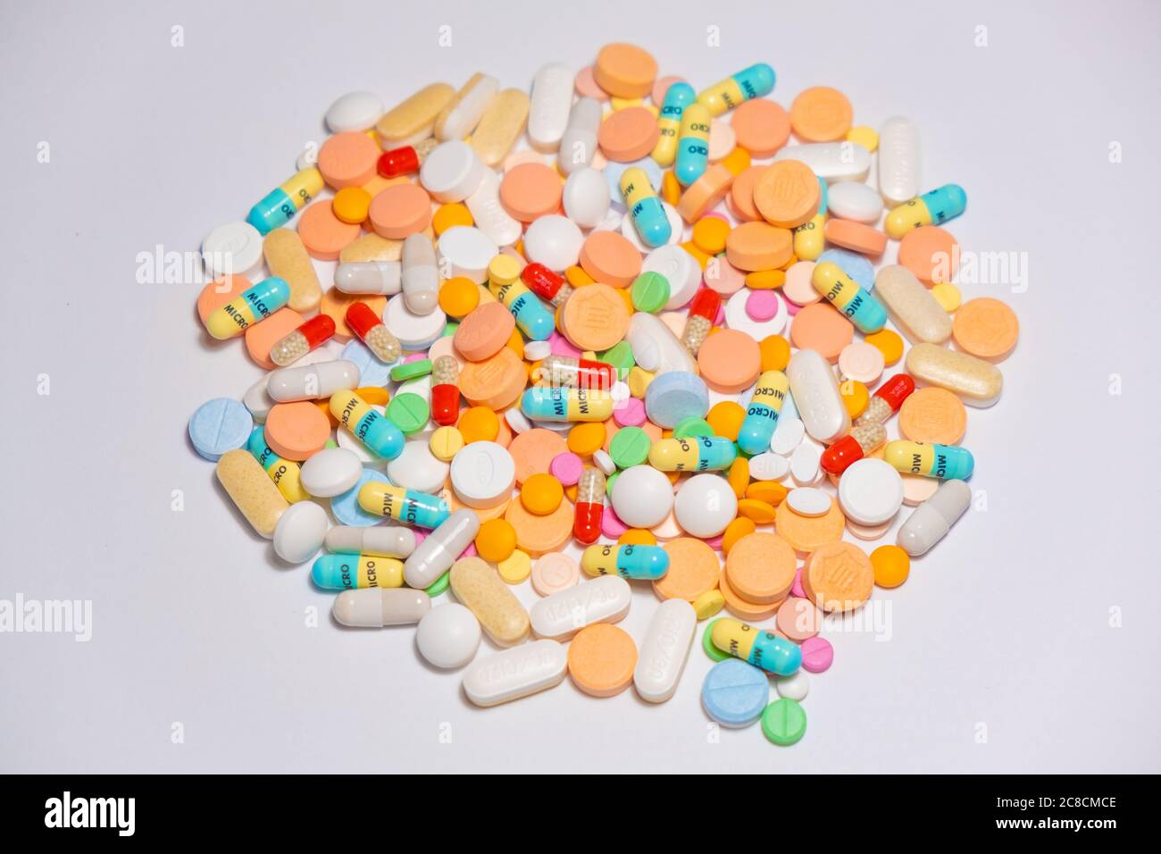 Colorful drugs, vitamins and medicine - capsules, tablets, pills Stock ...