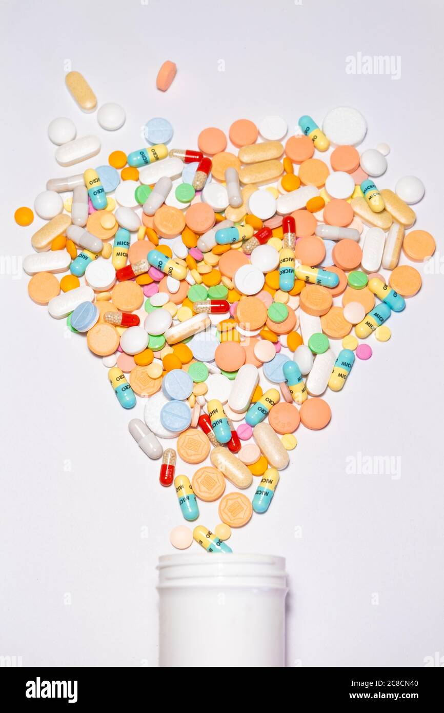 Colorful drugs, vitamins and medicine - capsules, tablets, pills Stock ...