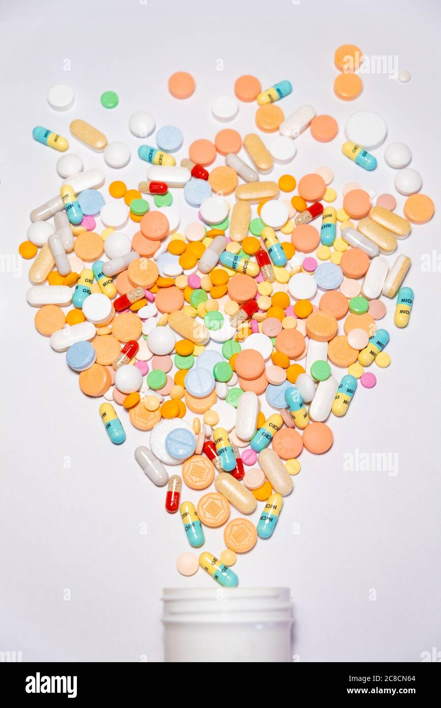 Colorful drugs, vitamins and medicine - capsules, tablets, pills Stock ...