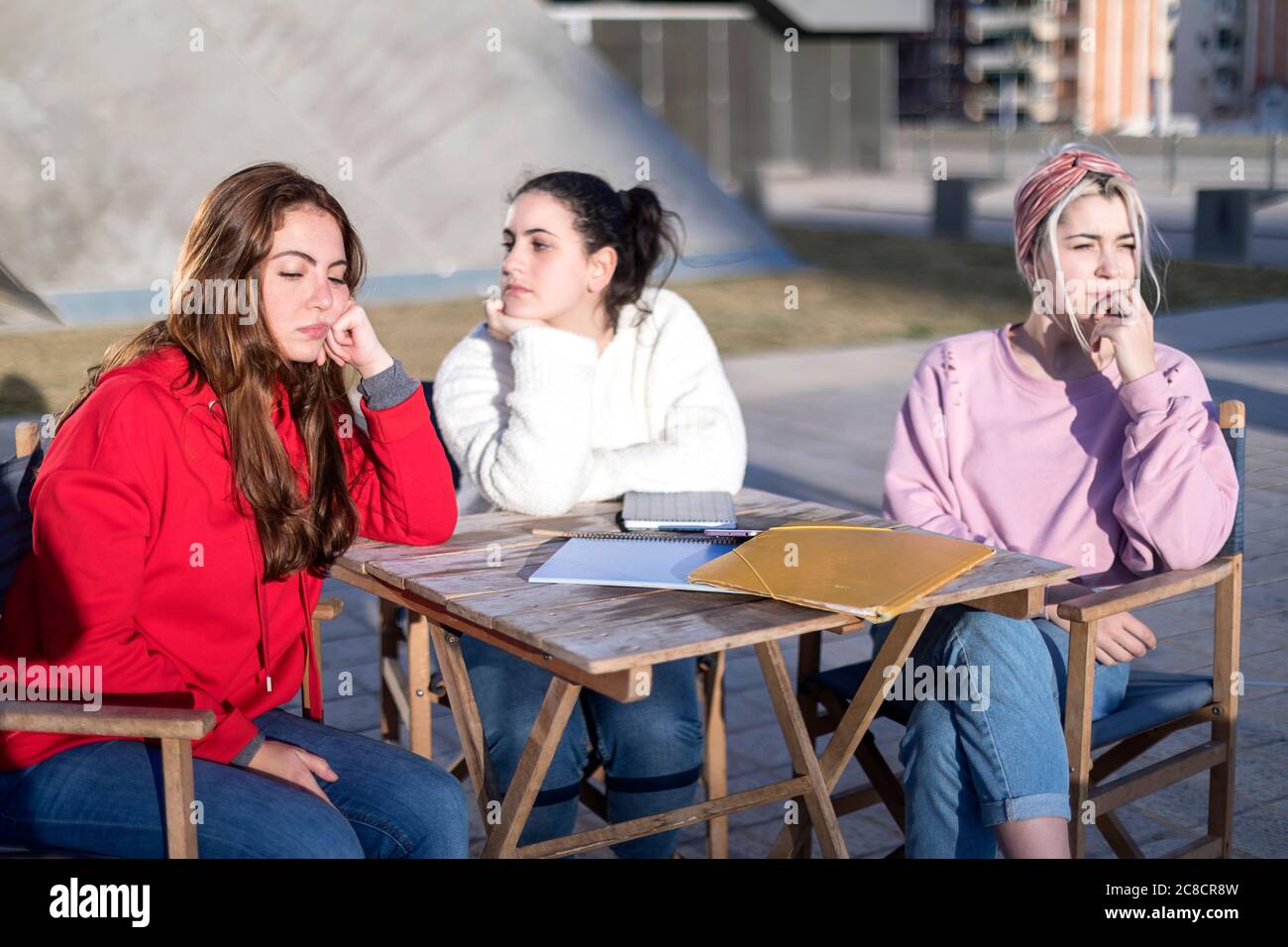 Roommates fight hi-res stock photography and images - Alamy