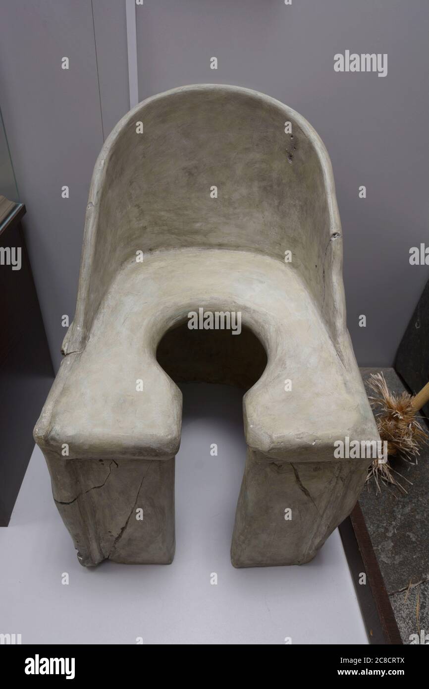 Replica of ancient Roman toilet Stock Photo - Alamy