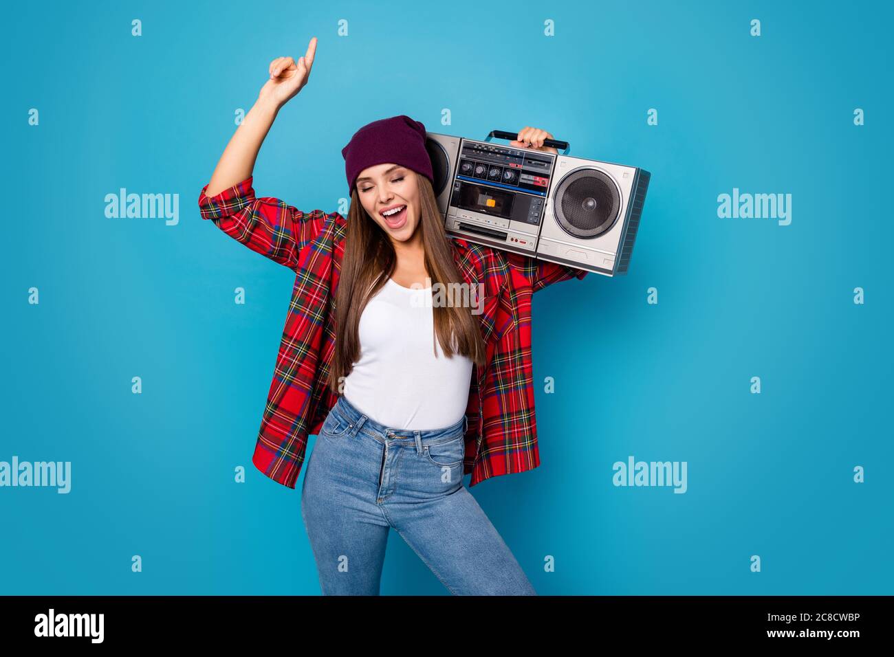 Portrait of her she nice attractive pretty lovely funky cheerful cheery ...