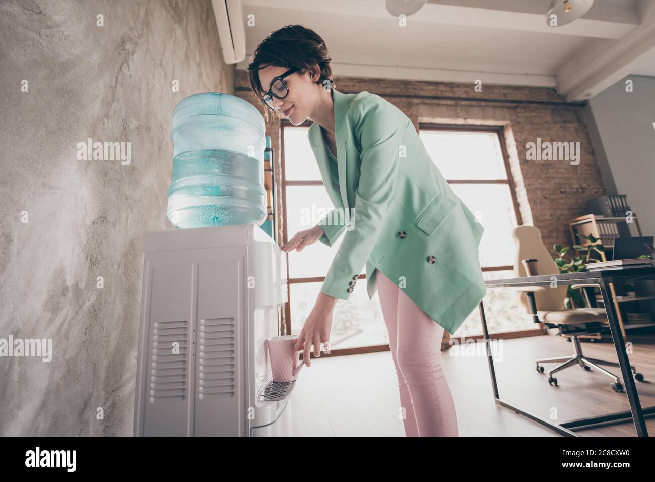 Fill cooler hi-res stock photography and images - Alamy