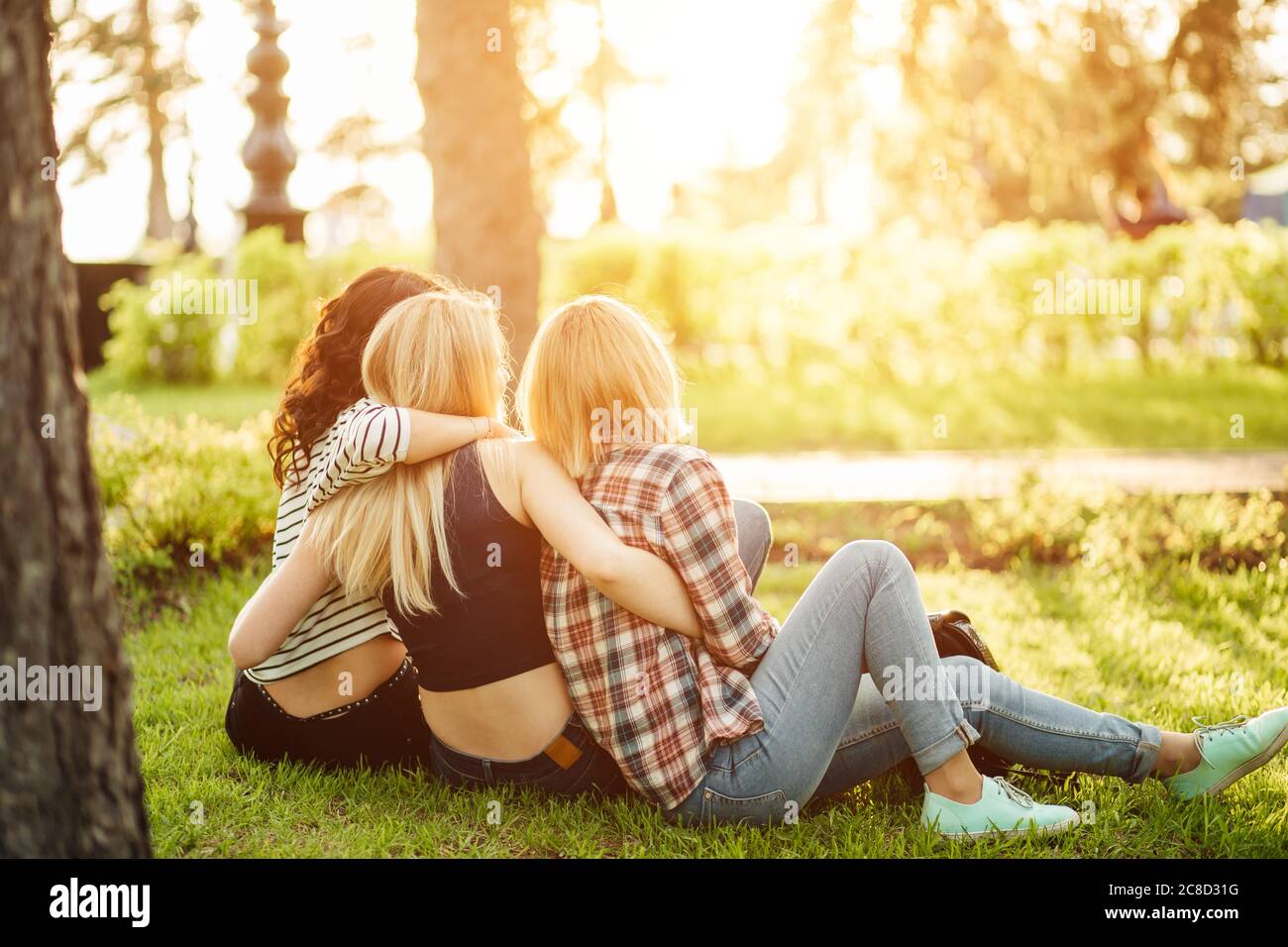 Girls legs rear view hi-res stock photography and images - Alamy