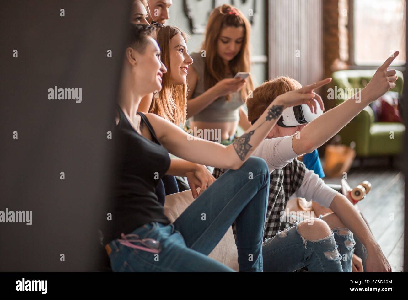 Women portrait group surprised hi-res stock photography and images - Alamy