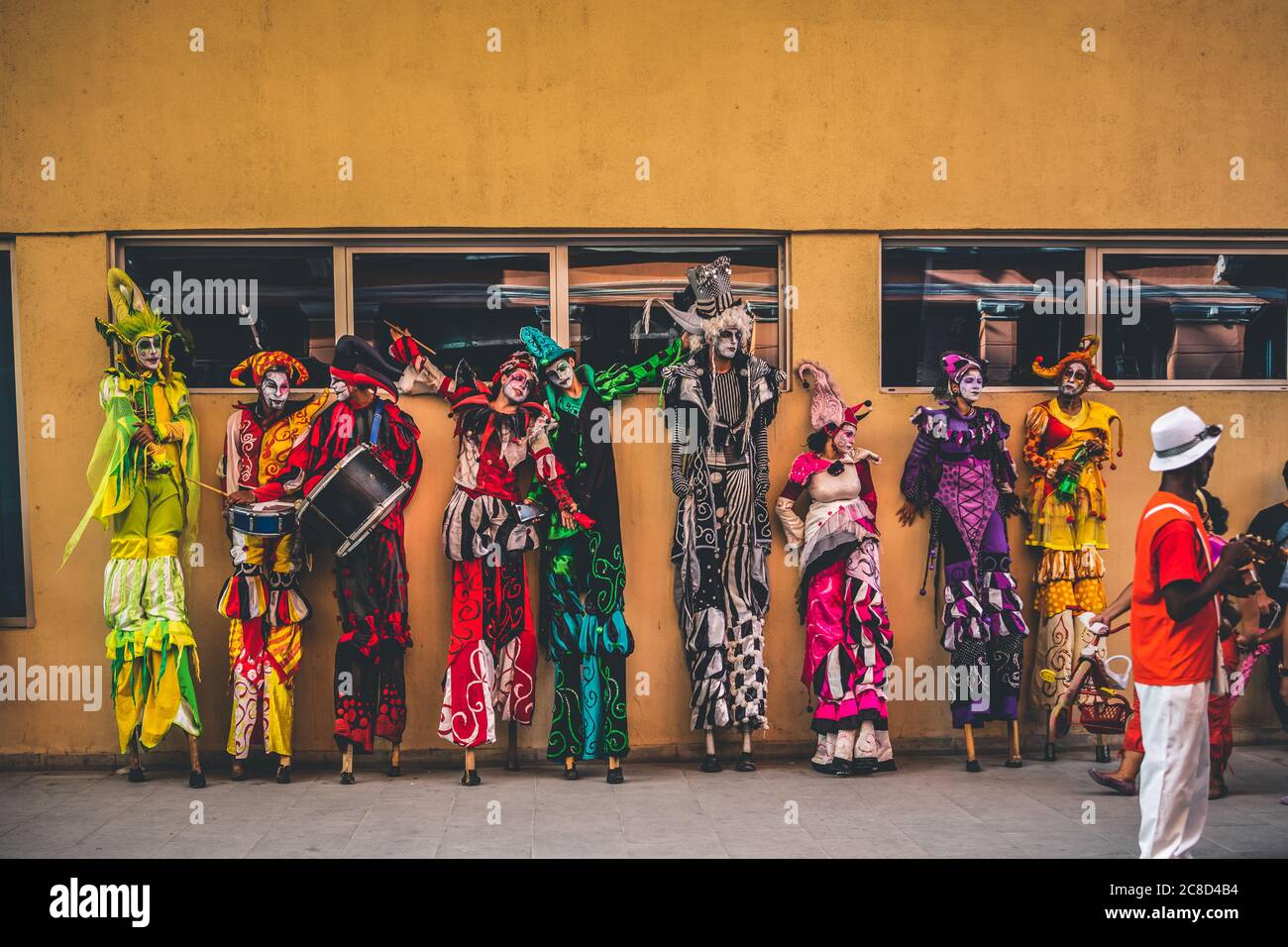 Stilt dance hi-res stock photography and images - Alamy
