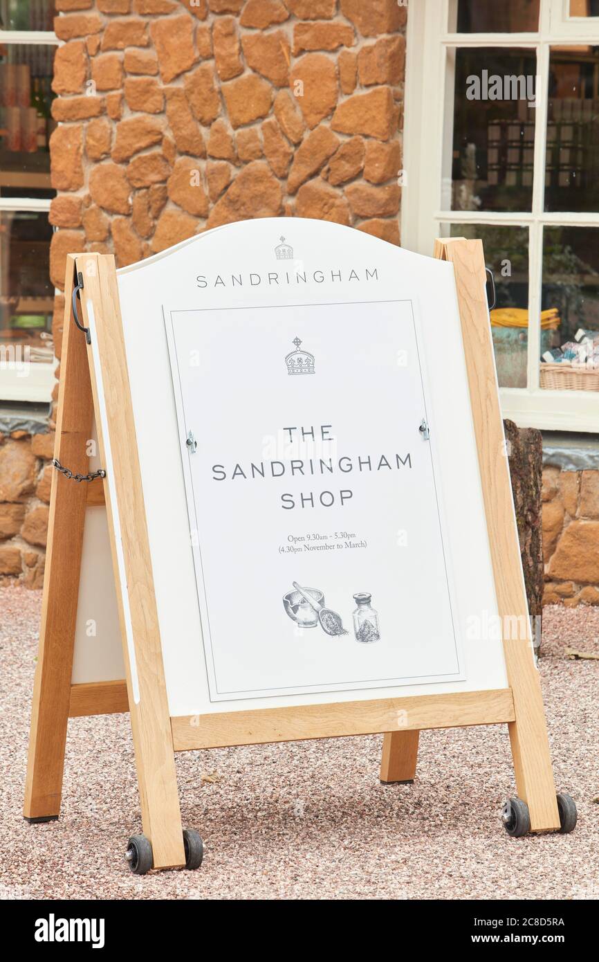 Shop sign board at the Sandringham Farm Shop, Norfolk Stock Photo - Alamy