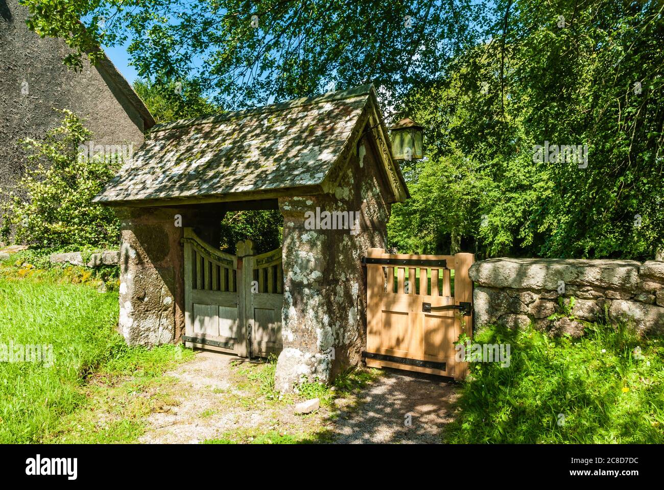 Lynch gate hi-res stock photography and images - Alamy