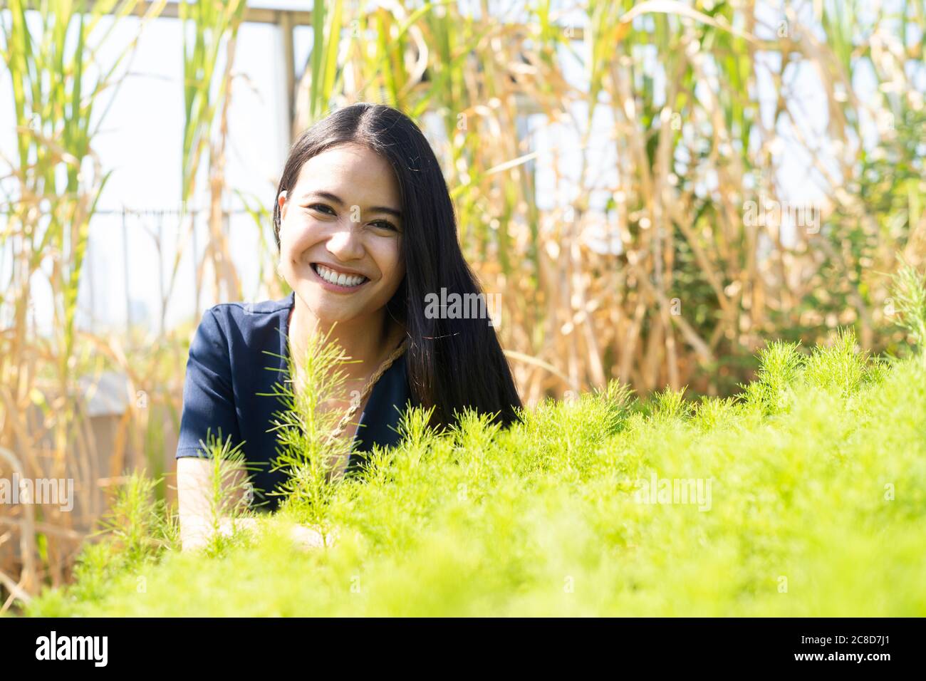 Big bush woman hi-res stock photography and images - Alamy