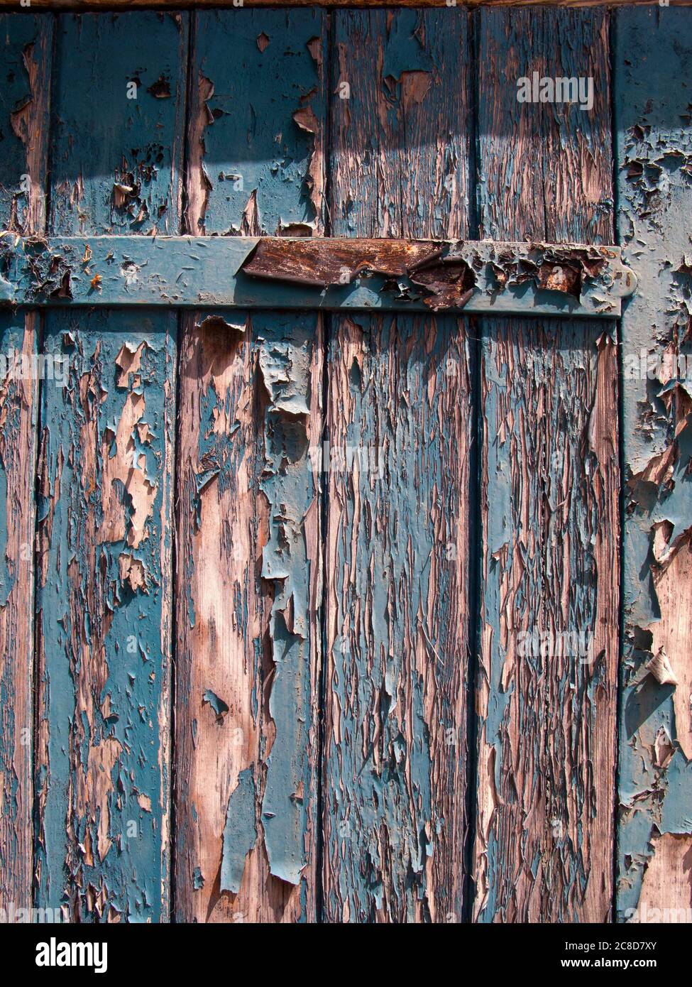 Old hinges hi-res stock photography and images - Alamy