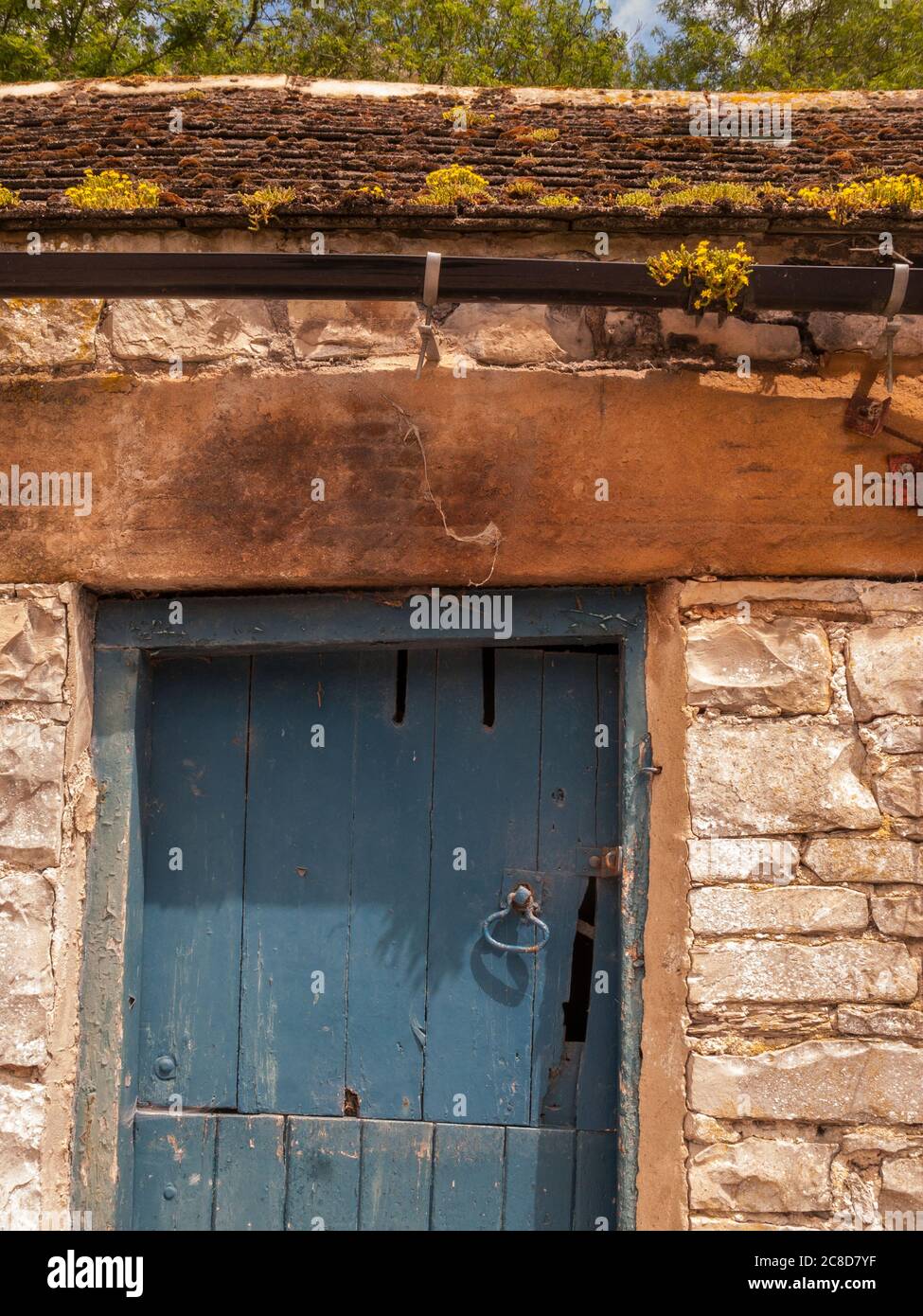 Old Stable Door Stock Photo - Alamy